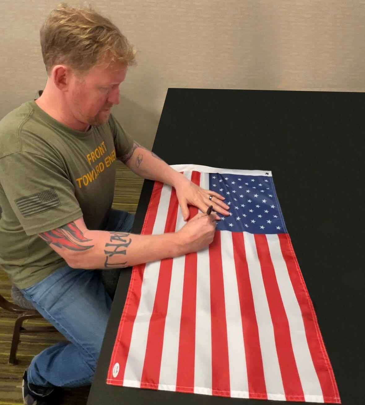 Robert O'Neill Signed 18x30" American Flag – The Operator Collection
